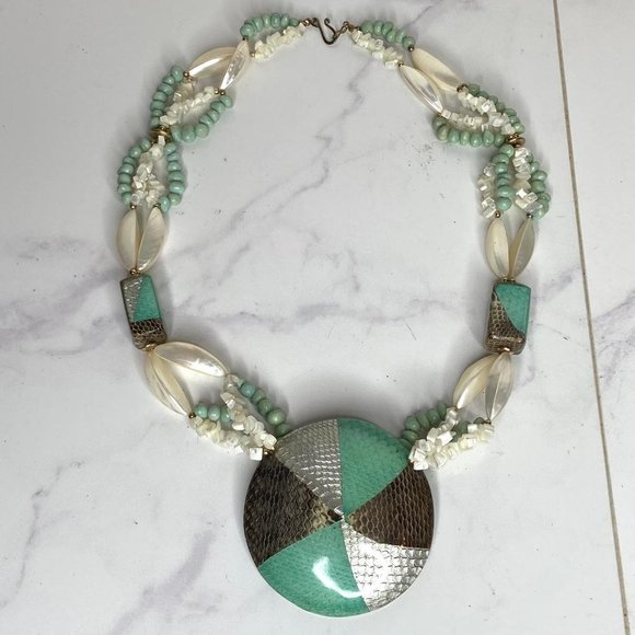 Vintage | Jewelry | Vintage 8s Snakeskin Mother Of Pearl Beaded Chunky ...